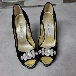 Luciano Padovan | Shoes | 37 Luciano Padovan Black Velvet Pumps With ...